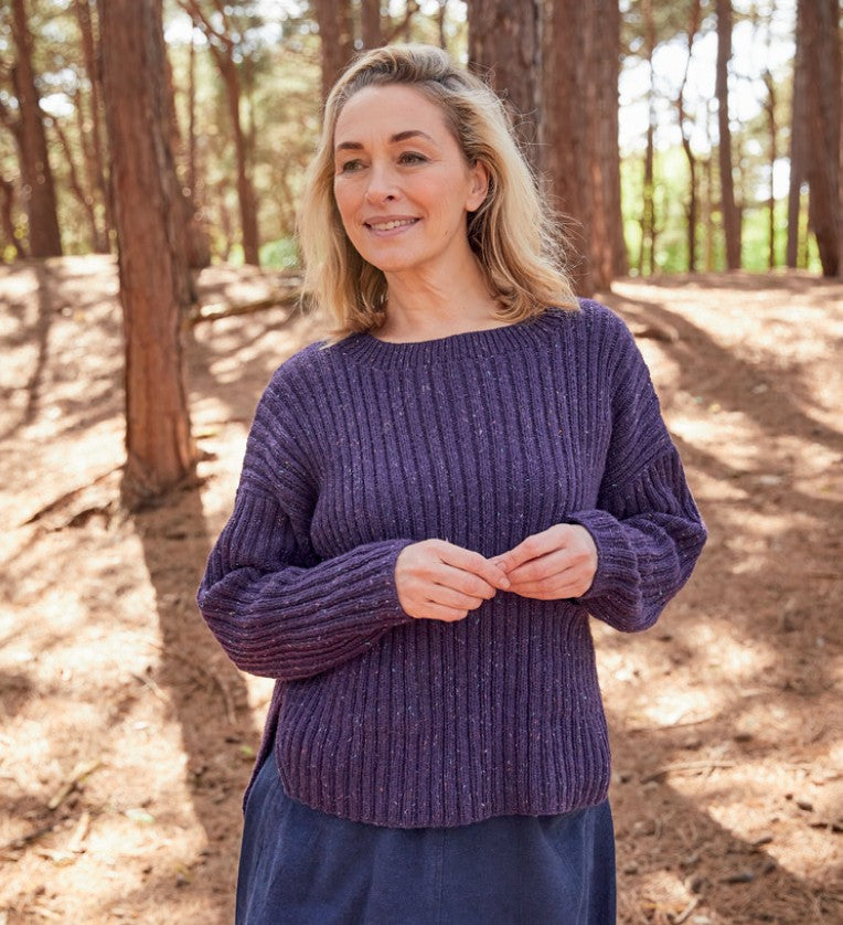 Sirdar 10692 Haworth Tweed Double Knit Sweater Knitting Pattern [Digit ...